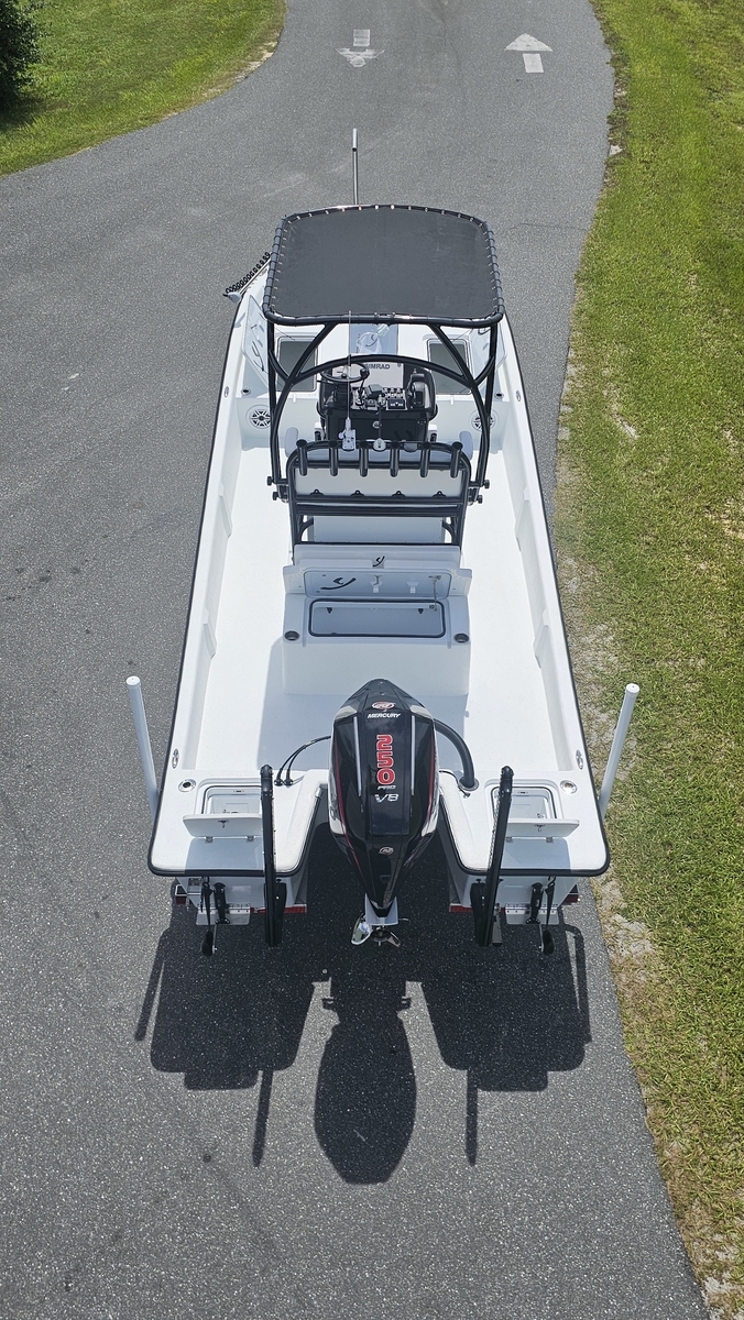 SaltRiver 23 – Young Boats, Inc.