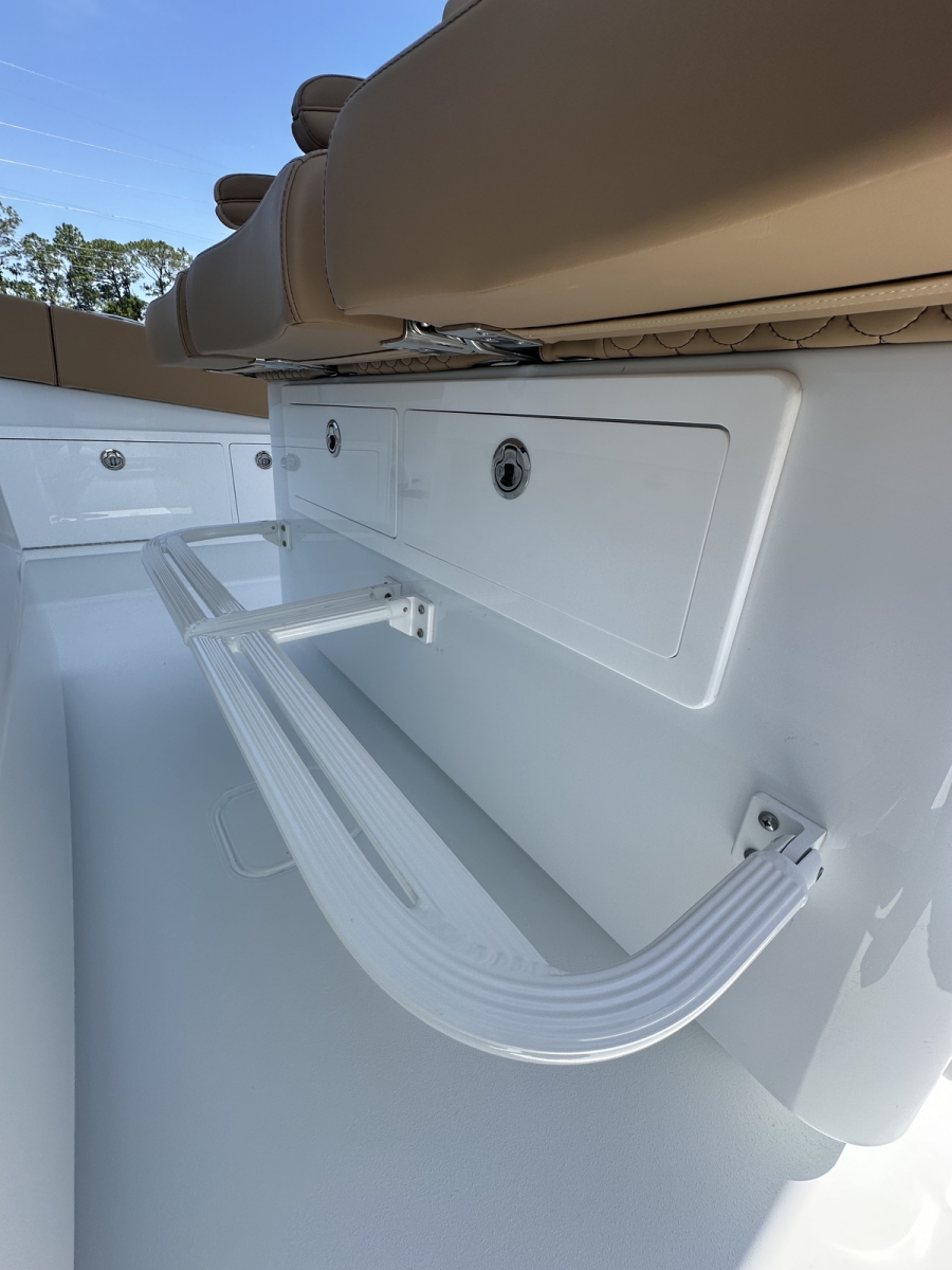 Young 34 – Young Boats, Inc.